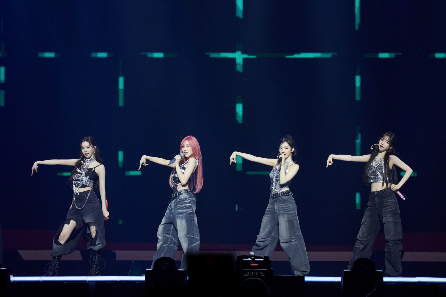 “서울, Calling!” 에스파, KSPO 돔서 두 번째 월드 투어 수미상관 피날레 — SM Entertainment